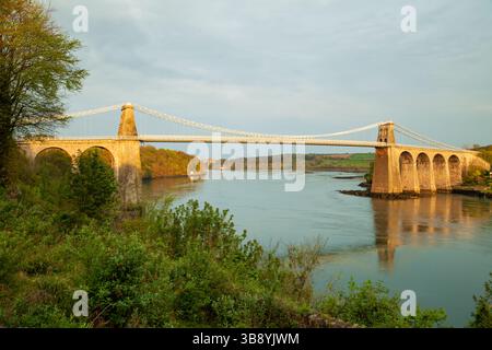 Sunrise at Menai Bridge in North Wales Stock Photo - Alamy