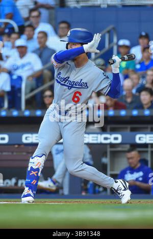 Los Angeles Dodgers' Hyeseong Kim at bat during the fourth inning of a ...