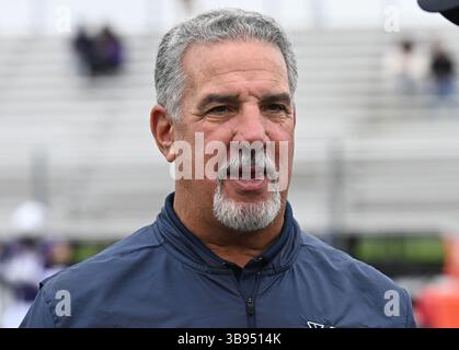 Villanova head coach Mark Ferrante warms up for an NCAA college ...