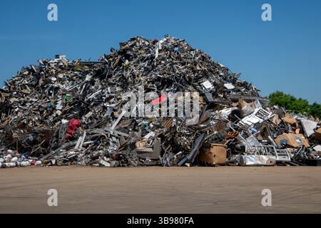 St. Paul, Minnesota. Pile of scrap metal in a junkyard waiting to be ...