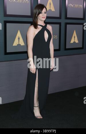 LOS ANGELES - NOV 19: Claire Foy at the 13th Governors Awards at ...