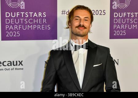 Nicolas Puschmann bei der Deutschland Premiere von Kinky Boots im ...