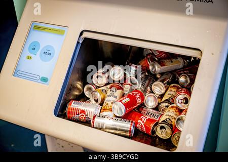 ROTTERDAM - The first Deposit Return Shop has opened in Rotterdam. Here ...