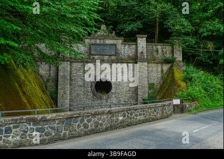 Historic ship tunnel of the Lahn in Weilburg Stock Photo - Alamy