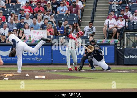 Philadelphia Phillies second base Bryson Stott (5) makes the play ...
