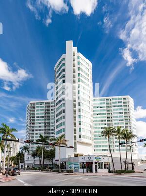 Burleigh House, high-rise building in Miami Beach, Florida, USA, North ...