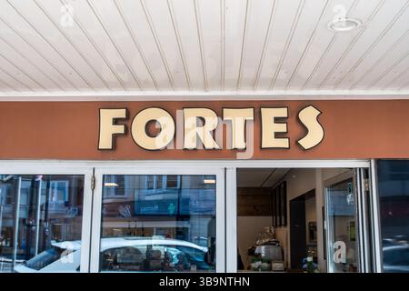 Front view of The Mowlem Theatre and shops in Swanage Stock Photo - Alamy