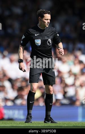 London, UK, 10th May 2025 Gloucester fullback Santi Carreras cant be ...