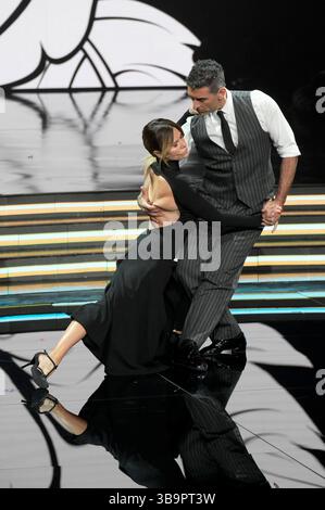 Hoara Borselli und Simone Di Pasquale in der 1. Episode der Rai ...