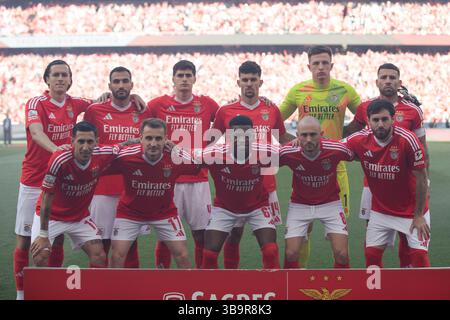 Benfica player pose before the Club World Cup Group C soccer match ...