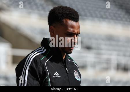 Jacob Murphy Of Newcastle United Arrives during the Newcastle United v ...