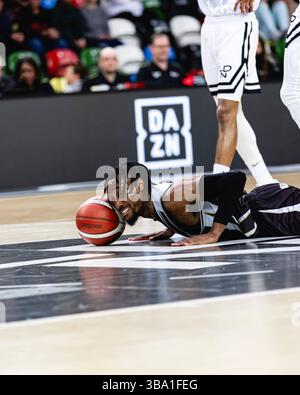 Mike Okauru of Newcastle Eagles during the first leg Super league ...