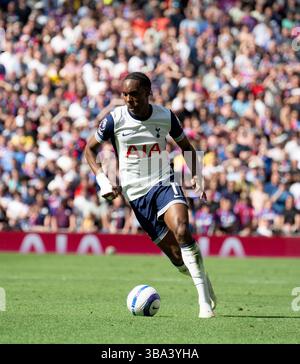 London, UK. 11th May, 2025. Nick & Ant aka Nick Toteda and Ant Cushion ...