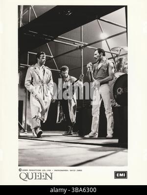 Highlander 1986 EMI / Queen Music Video Freddie Mercury / Christopher ...