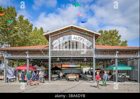 Arcachon Bay, village of Audenge (south-western France): the covered ...