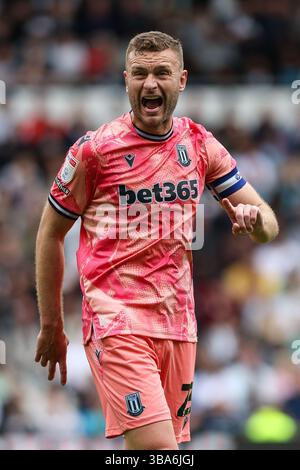 Stoke City's Ben Gibson during the Sky Bet Championship match at the ...