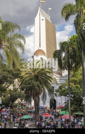 Coltejer Building, Medellin, Colombia, South America Stock Photo - Alamy