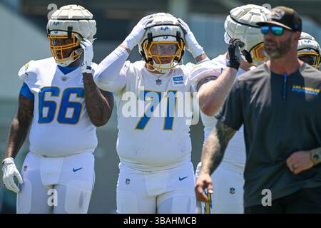 Los Angeles Chargers guard Branson Taylor (71) blocks during an NFL ...