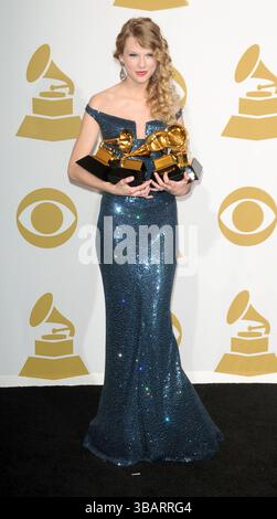 Taylor Swift in the press room after the 47th Annual CMA Awards held at ...