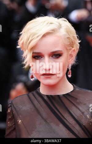 Julia Garner during the 'Leave One Day' premiere and opening ceremony ...