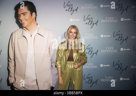 AMSTERDAM - Monique Smit on the red carpet prior to the presentation of ...