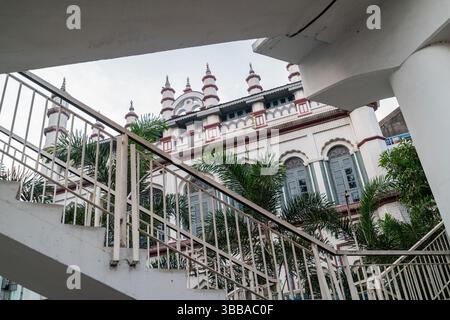 Yangon, Myanmar - 6 April, 2025: The Bengali Sunni Mosque, a historic ...