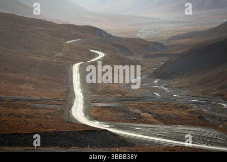 The Dalton Highway while it goes through the Atigun Pass in Alaska, USA ...