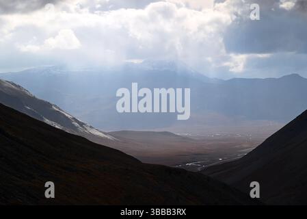 The Atigun Pass crosses the Continental Divide mountains in the far ...
