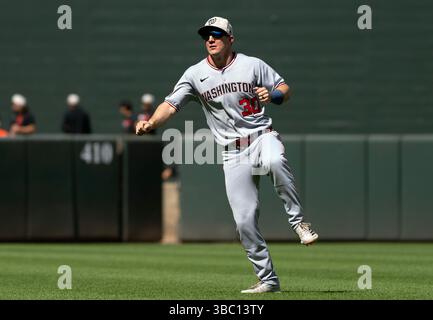 Washington Nationals' Jacob Young warms up with a bat during batting ...