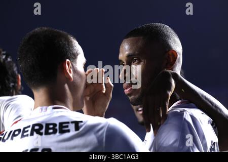 Players of Gremio celebrates goal of the André 6-0 in the 70th minute ...