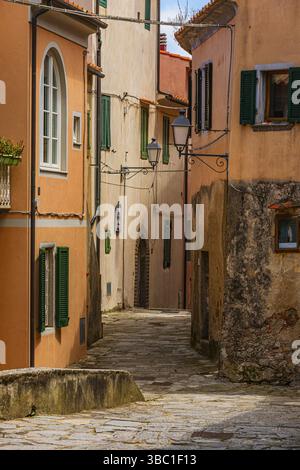 Narrow alley in Marciana Alta, Elba Island, Tuscan Archipelago National ...