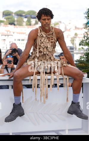 Jonathan Guilherme beim Photocall zum Kinofilm O Riso e a Faca / I Only ...