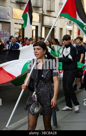 Turin, pro-Palestinian demonstration Stock Photo - Alamy
