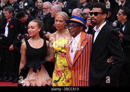 (left to right) Satchel Lee, Tonya Lewis Lee, Spike Lee and Jackson Lee ...