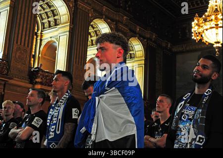 HSV Aufstiegsfeier, Empfang der Damen- und Herrenmannschaft im ...