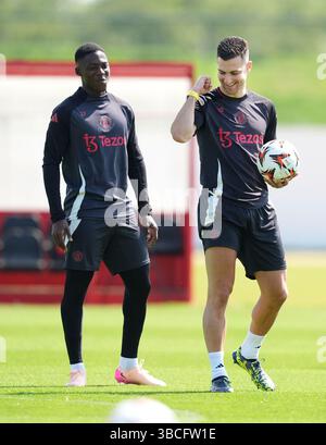 Manchester United's Diogo Dalot (right) celebrates after scoring his ...