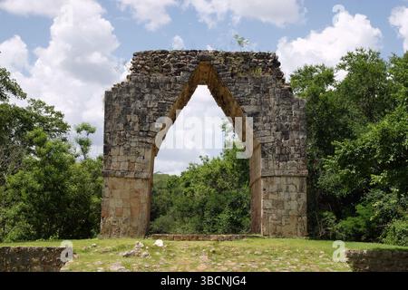 Mexico. Yucatan. Kabah. The Arch Stock Photo - Alamy