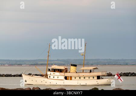 Dunkirk Little Ship Blue Bird of 1938 arrives into Ramsgate to take ...