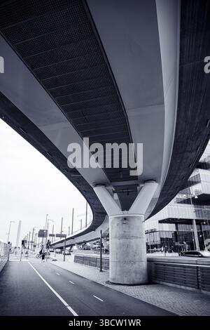 Hisingsbron Bridge - Fredrikshamn Gothenburg, Göta älv (Gota River ...