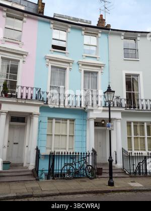 Terraced houses in Chalcot Crescent, Primrose Hill, London, NW1 ...