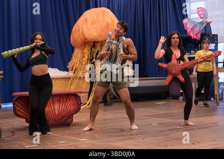 Ny. 21st May, 2025. Mia Nelson, Alexandra Matteo inside for Disney's ...