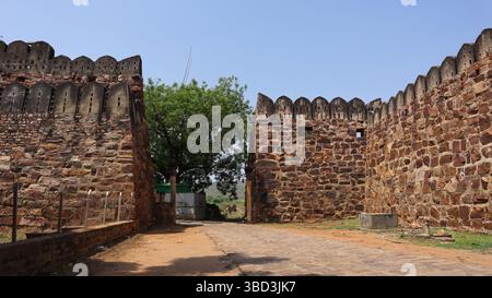 Ruin Fortress of Gandikota Fort, the 12th Century Fort First Built by ...
