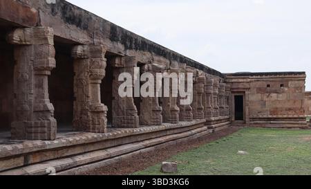 Beautifully Carved Pillars of Vijayanagara Style Shri Madhavaraya Swamy ...