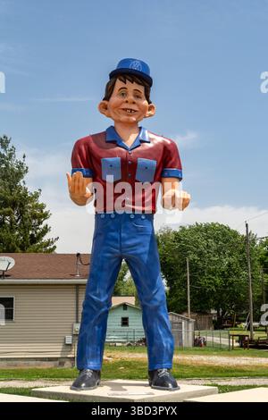Atlanta, Illinois, United States - May 15th 2025: The Snerd Giant, also ...