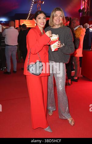 Nina Bott und Anna Angelina Wolfers Ehefrau von Johannes Strate ...