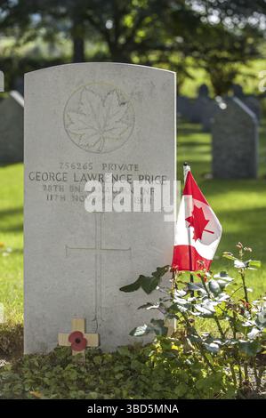 Grave of George Lawrence Price at St Symphorien Military Cemetery. He ...