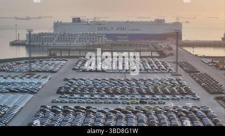 The JISU FORTUNE ship, carrying over 5,000 vehicles at Taicang Port, is ...