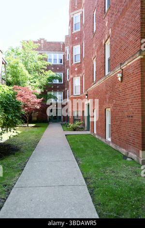 Chicago, USA. 23rd May, 2025. The exterior of the apartment building ...