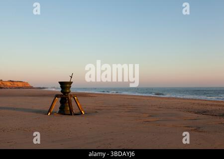 Happisburgh Time and Tide Bell A giant bell that chimes when the tide ...