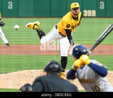 Milwaukee Brewers' Sal Frelick (10) reacts after hitting a home run ...